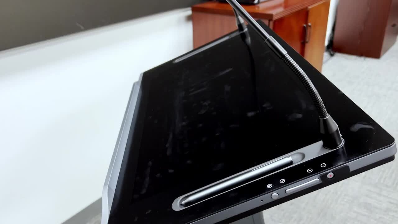 Unboxing the MAXHUB UC M31